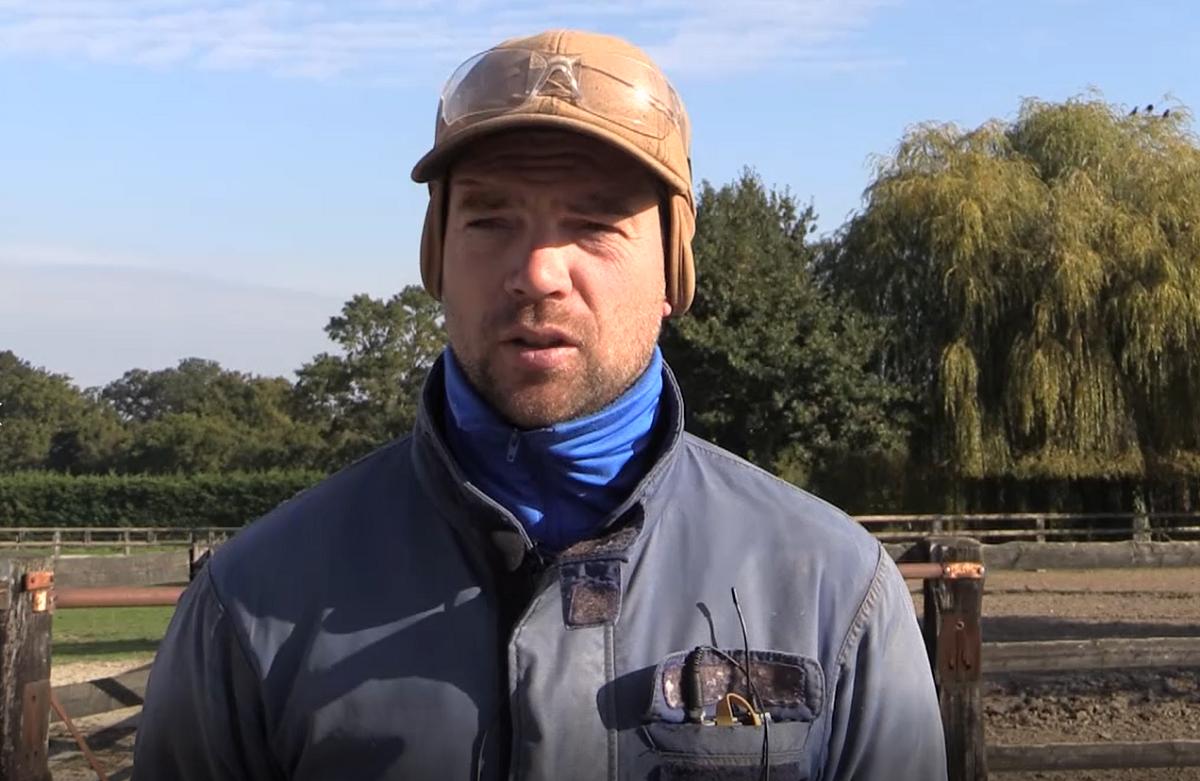 Meeting d'hiver 2022/2023 : Tour de Cour avec William Bigeon | Equidia