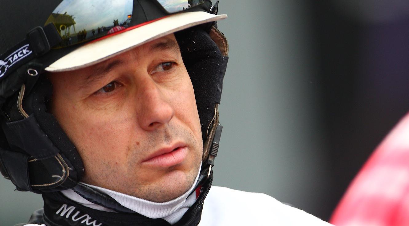 Tour de cour chez Gabriel Pou Pou | Equidia