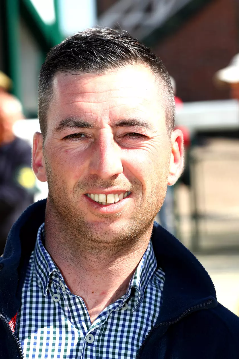 Meeting de Cagnes-sur-Mer 2021/2022 : Tour de cour chez Mathieu Pitart ...