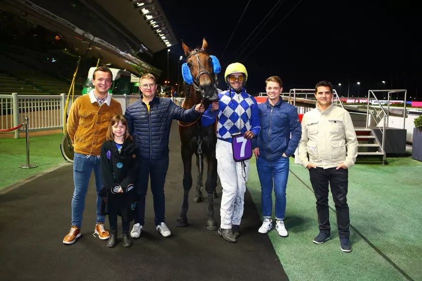 Quinté+: Le pro du jour - Ann Kristin Rasmussen : "Working Class Hero a ...