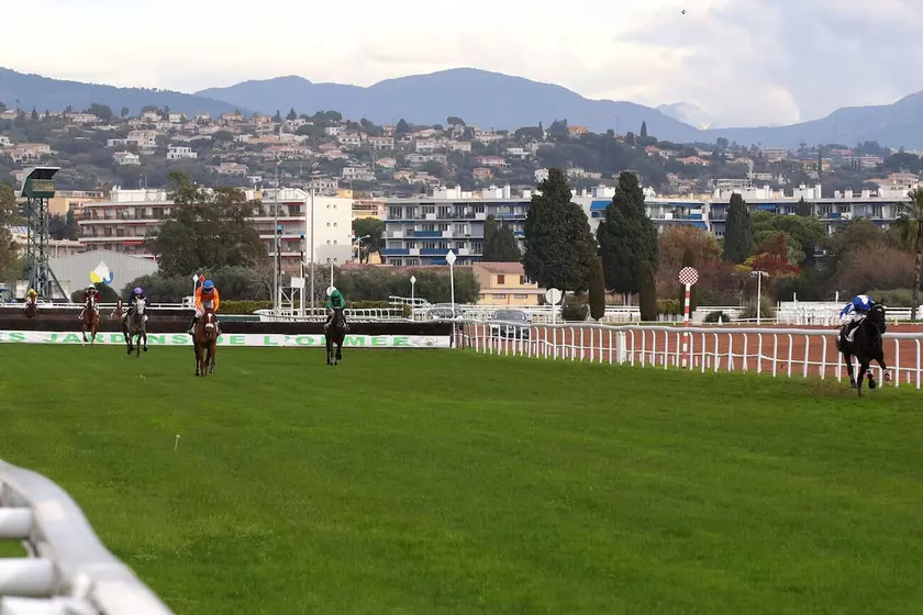 Les 4 infos incontournables de la R1 de ce lundi 16 décembre à Cagnes ...