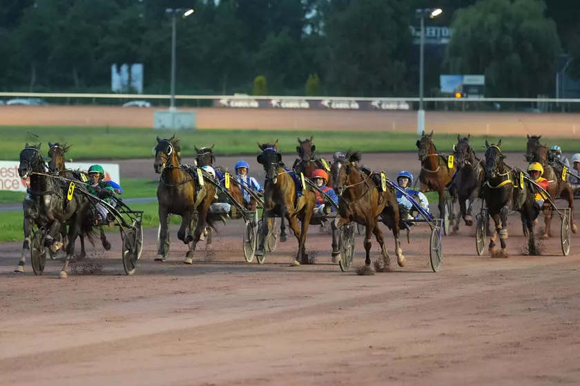 Quinté+: Arrivée et rapports du Quinté+ du vendredi 18 juillet : Just A ...