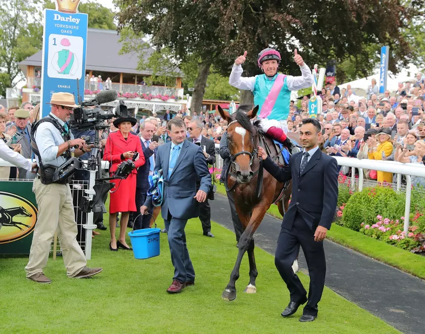 Yorkshire Oaks 2019 : la reine Enable salue la foule anglaise | Equidia