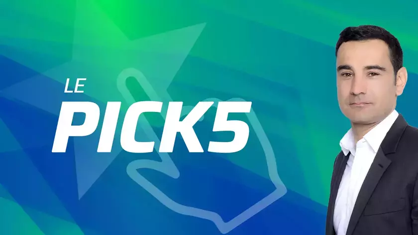 Teen colege erome got to the room which was cracked open