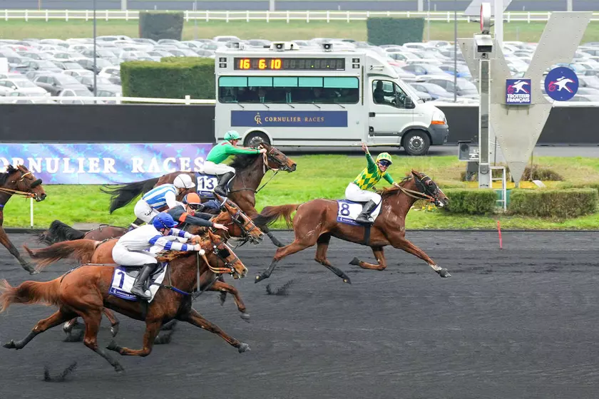 Quinté+: Joumba de Guez, le premier Prix de Cornulier pour la famille ...